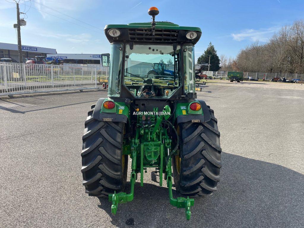 JOHN DEERE 5100 GF ευκαιρία - Τρακτέρ αμπελιού/οπωροφόρων - 100 ch - 2014