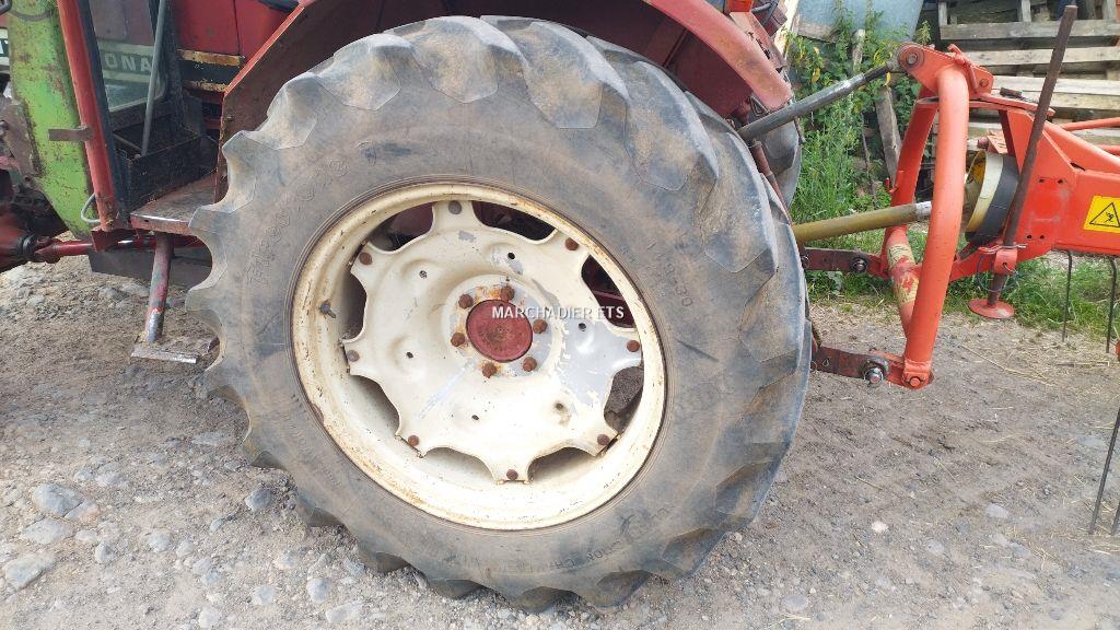 IHC 633 d'occasion - Tracteur agricole - 52 ch - 1983