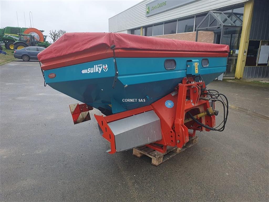 SULKY DPX d'occasion - Distributeur d'engrais - 0