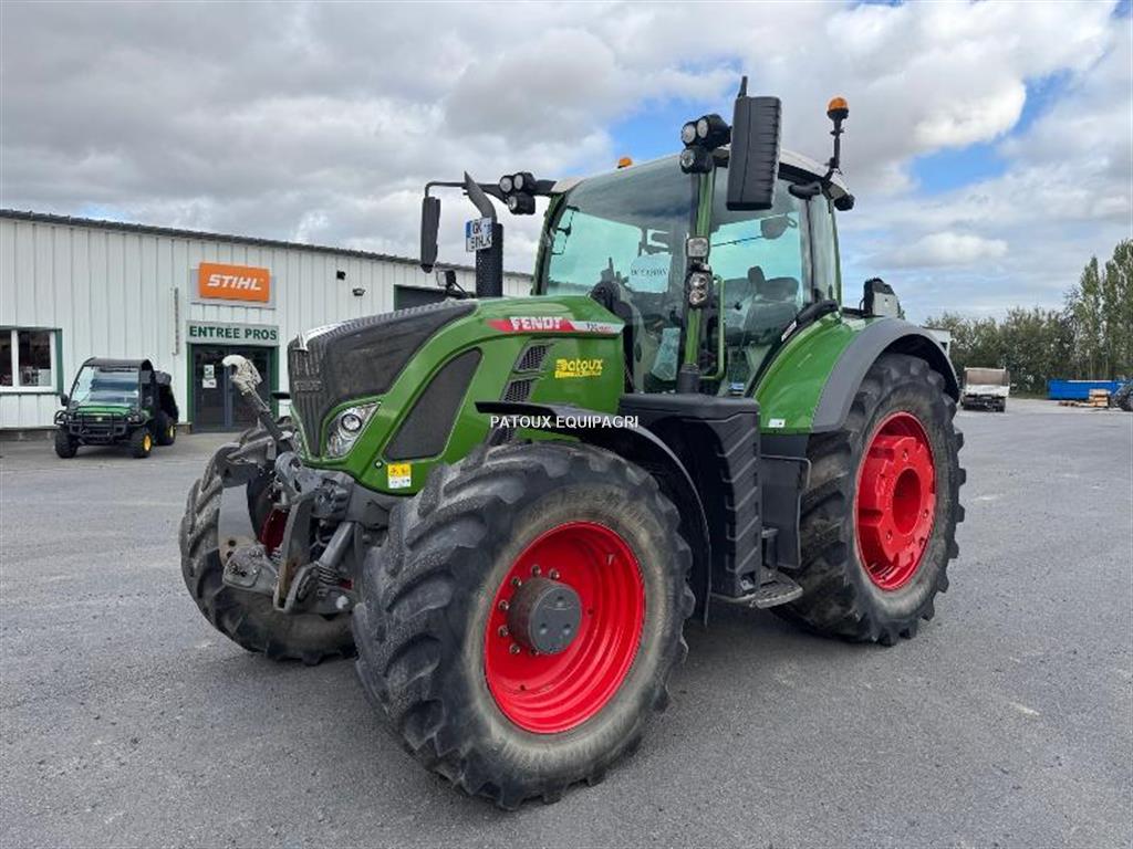 FENDT 724 PROFI PLUS d'occasion - Tracteur agricole - 240 ch - 2022