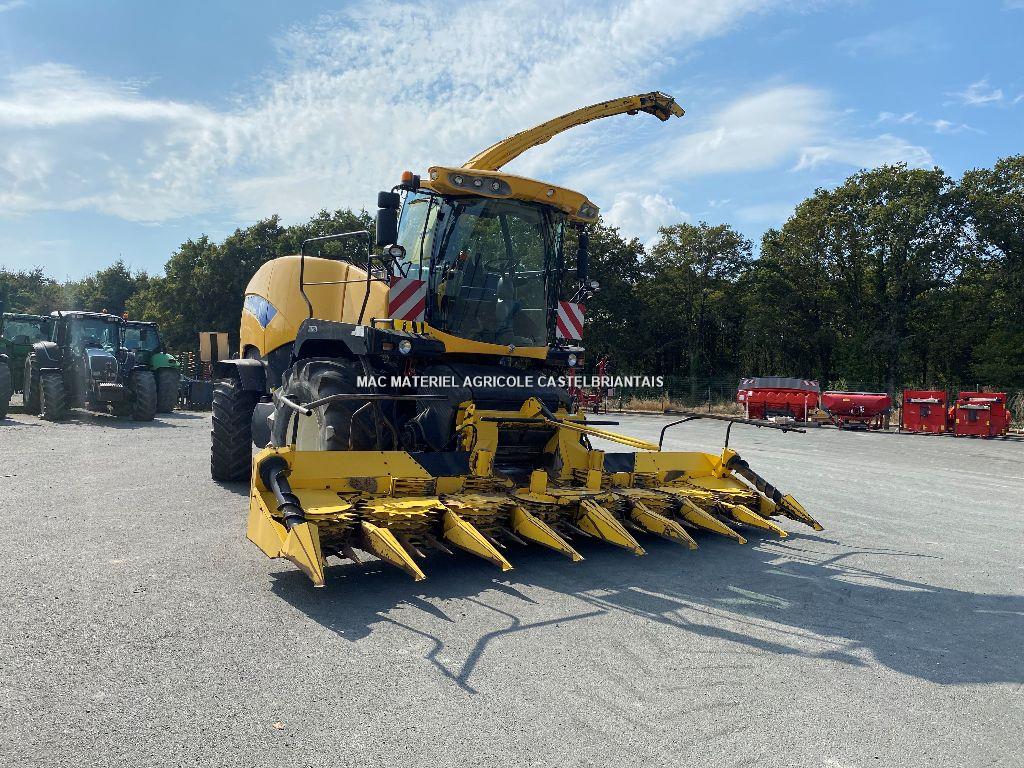NEW HOLLAND FR 9050 d'occasion - Ensileuse automotrice - 530 ch - 2009