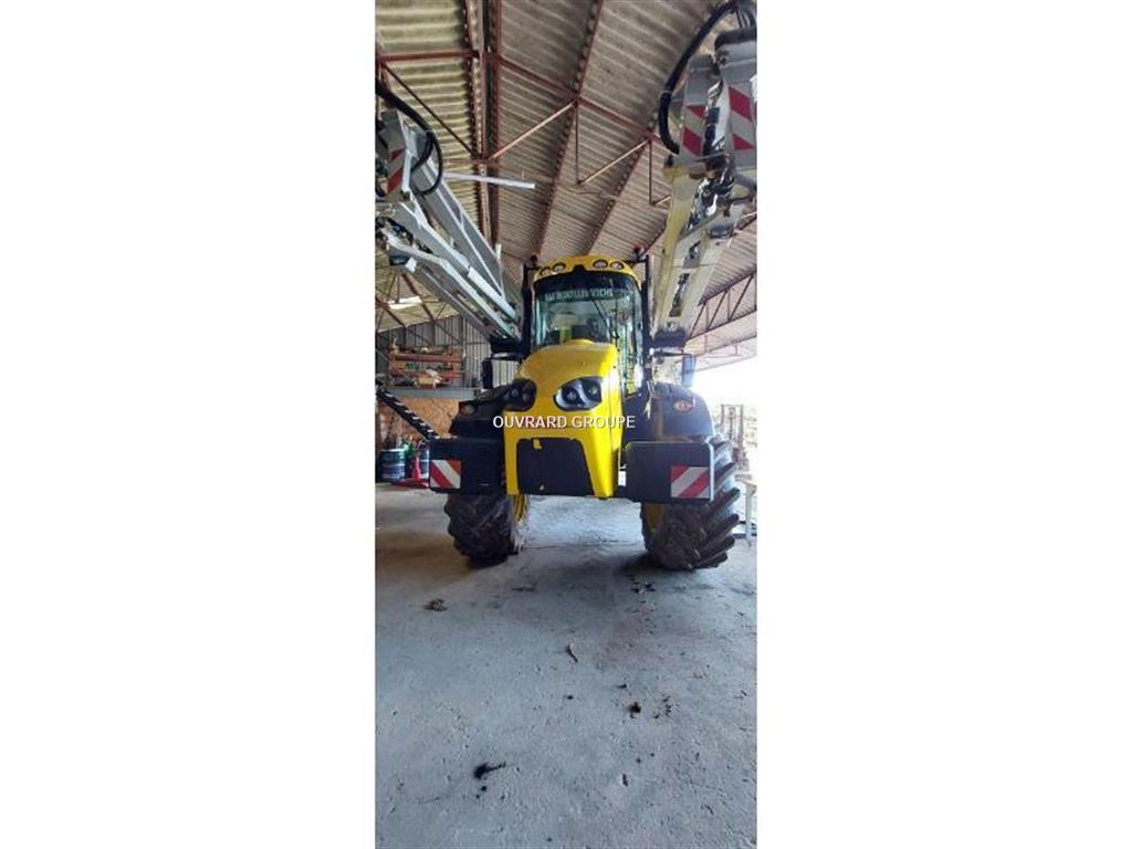 ARTEC F40 d'occasion - Pulvérisateur automoteur - 240 ch - 2016