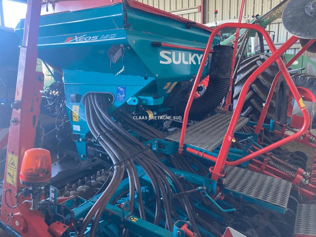 SULKY HERSE HR4000 + SEMOIR XEOS 4M d'occasion - Combiné de semis - 2023