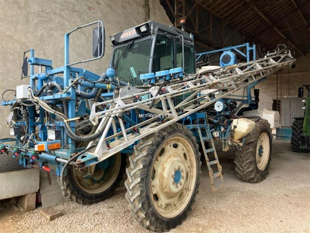EVRARD AHM3004 d'occasion - Pulvérisateur automoteur - 2000