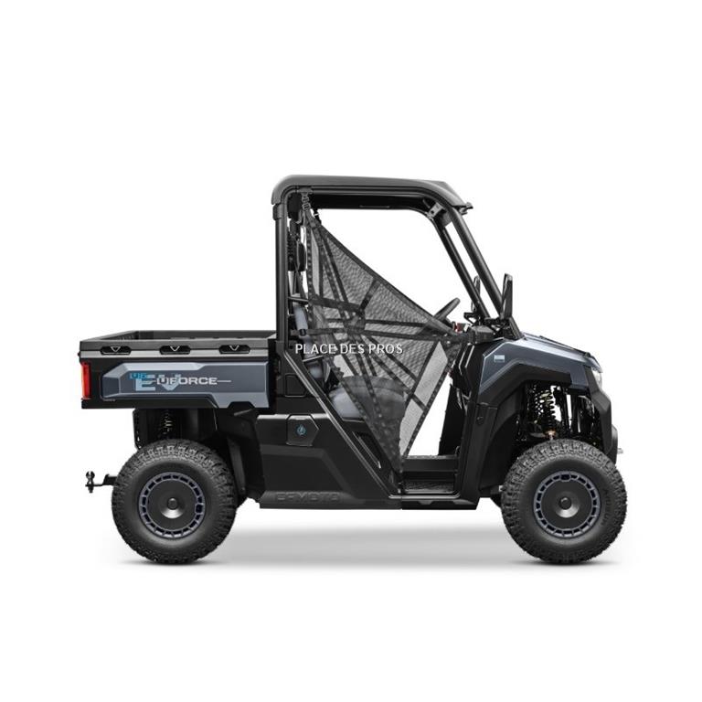 CFORCE QUAD - TRANSPORTEUR UFORCE 600 CF MOTO d'occasion - Quad - 0